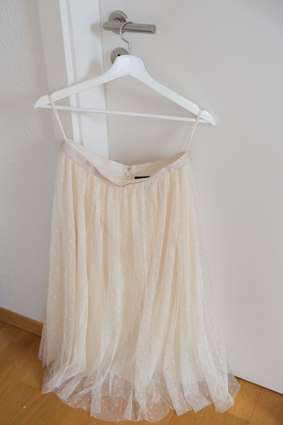 needle&thread Rock (Gebraucht) in Zürich für CHF 45 – mit Lieferung auf ...