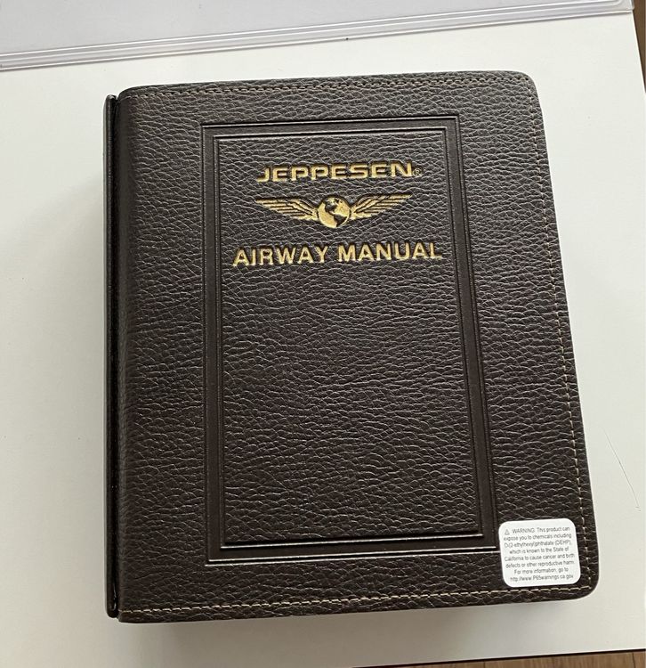 Jeppesen Airway Manual (Gebraucht) in St.moritz für CHF 40 – mit Lieferung auf Ricardo kaufen