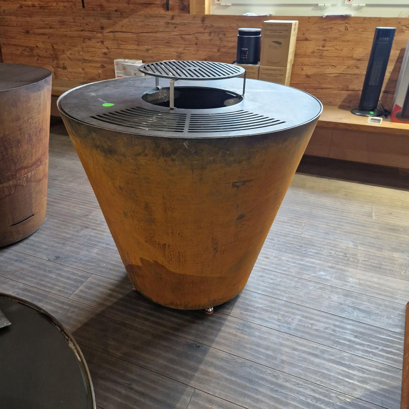 Occ. Mr. Grill Feuerschale Cone Ø 100 cm, Höhe 90cm (Gebraucht) in ...