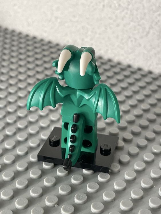 Lego Minifigures Serie 23 Green Dragon Costume, neu (Neu (gemäss ...