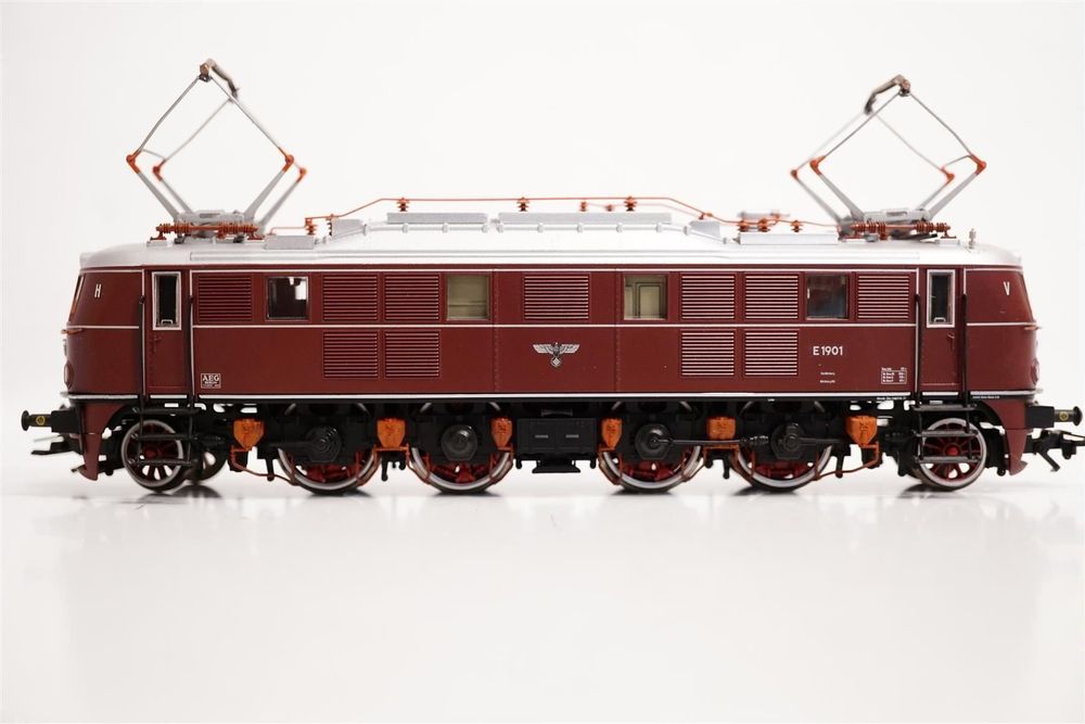 5ƒ TRIX 22605 BR DR E 19 rot E-Lok (Gebraucht) in Uetendorf für CHF 156 ...