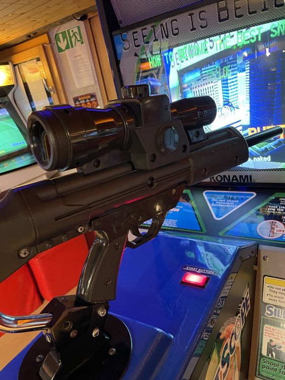 Silent Scope Arcade Automat (Gebraucht) in Etzelkofen für CHF 900 – nur Abholung auf Ricardo kaufen
