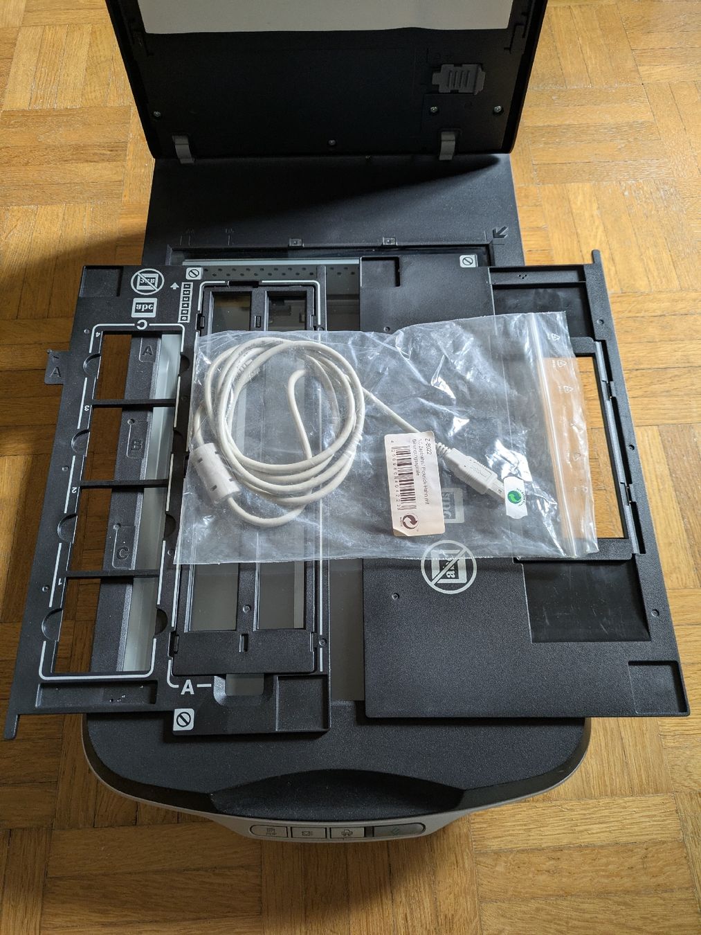 Scanner Epson Perfection 4490 (Gebraucht) in Locarno für CHF 30 – mit ...
