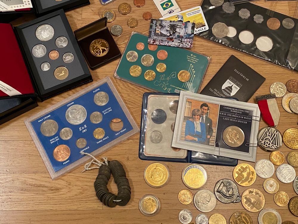 grosses LOT Münzen / Medaillen /// A737 (Gebraucht) in Bern für CHF 135 – mit Lieferung auf ...