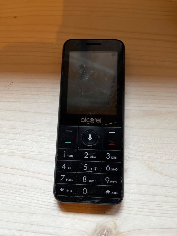 Alcatel Handy mit Tasten für einfache Bedienung (Gebraucht) in ...