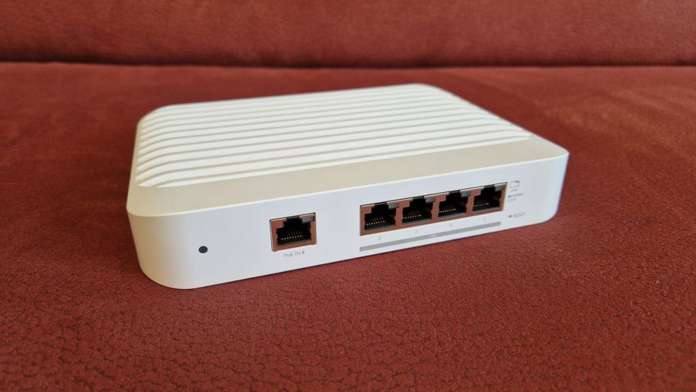 Ubiquiti UniFi Flex XG (10 Gigabit Switch) (Gebraucht) in Möhlin für ...