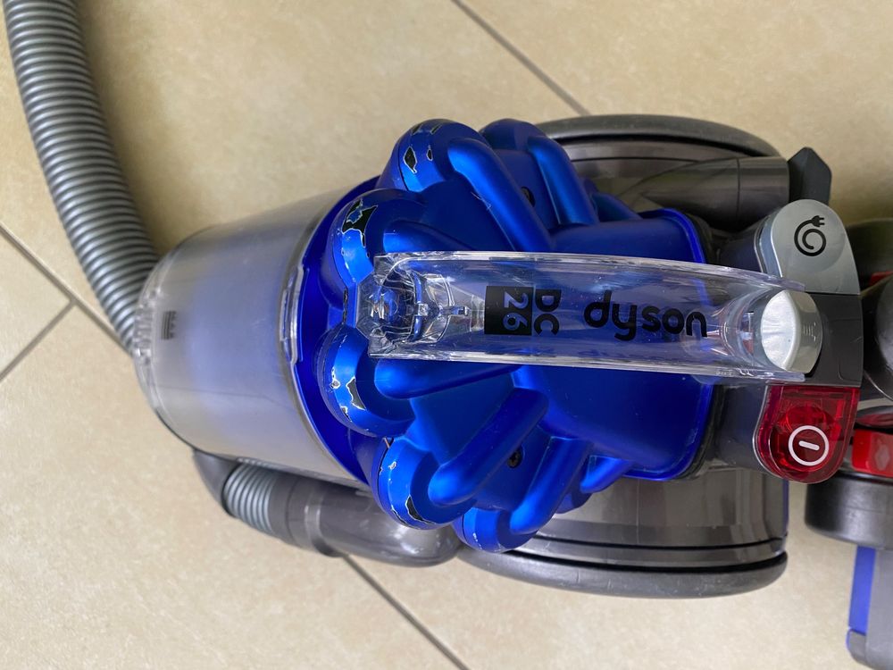 Staubsauger Dyson DC26 | Kaufen auf Ricardo