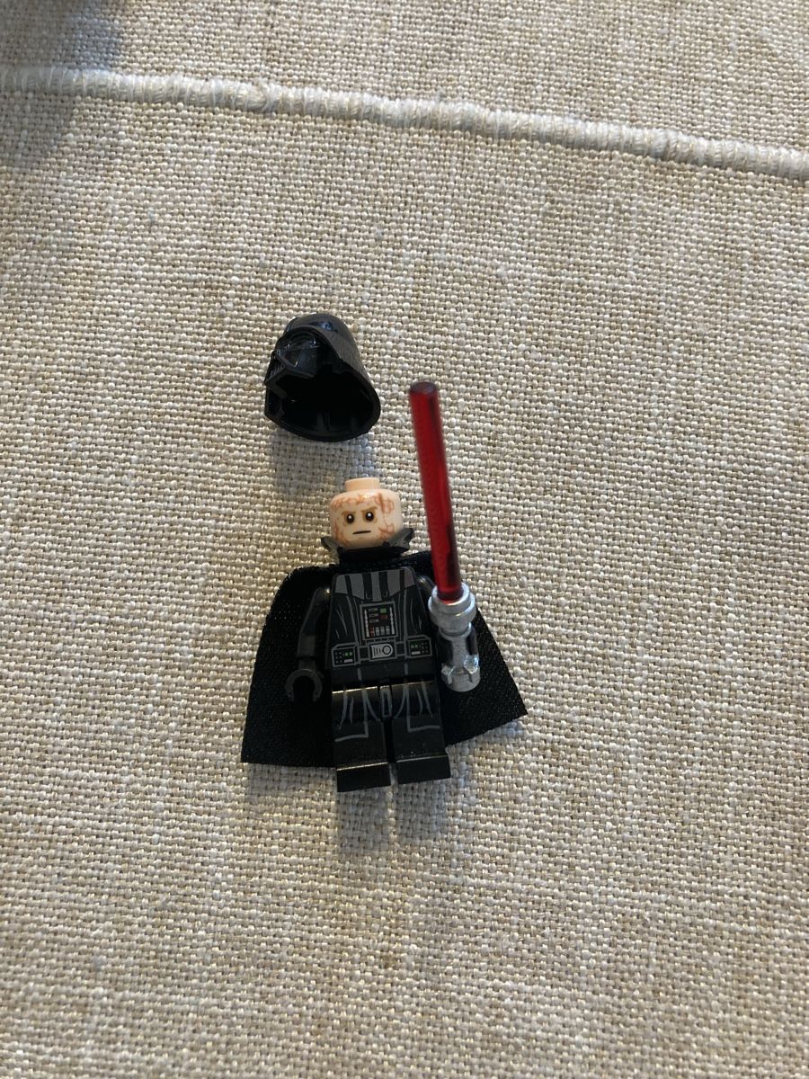 LEGO Star Wars – Darth Vader Minifigur (Helm abnehmbar) (Gebraucht) in ...