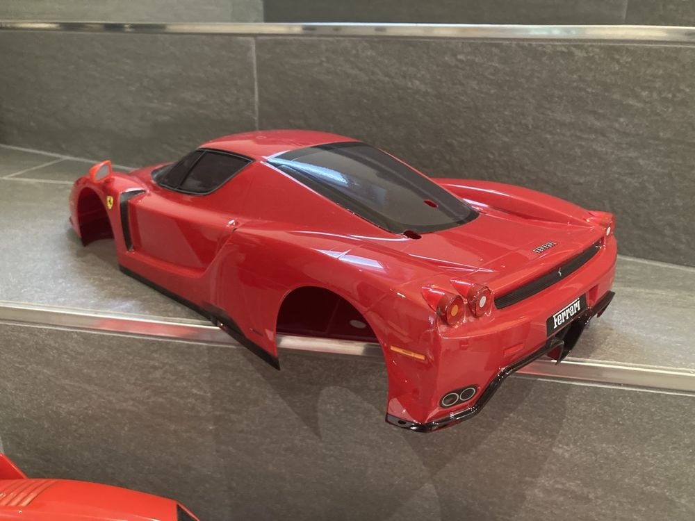Tamiya Ferrari Enzo & FXX karosserien (Gebraucht) in Kestenholz für CHF ...