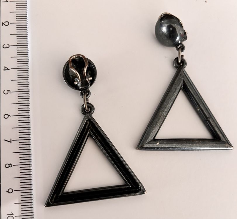 Vintage 80er Metall Ohrclips in Triangel-Form (Gebraucht) in Arbon für ...