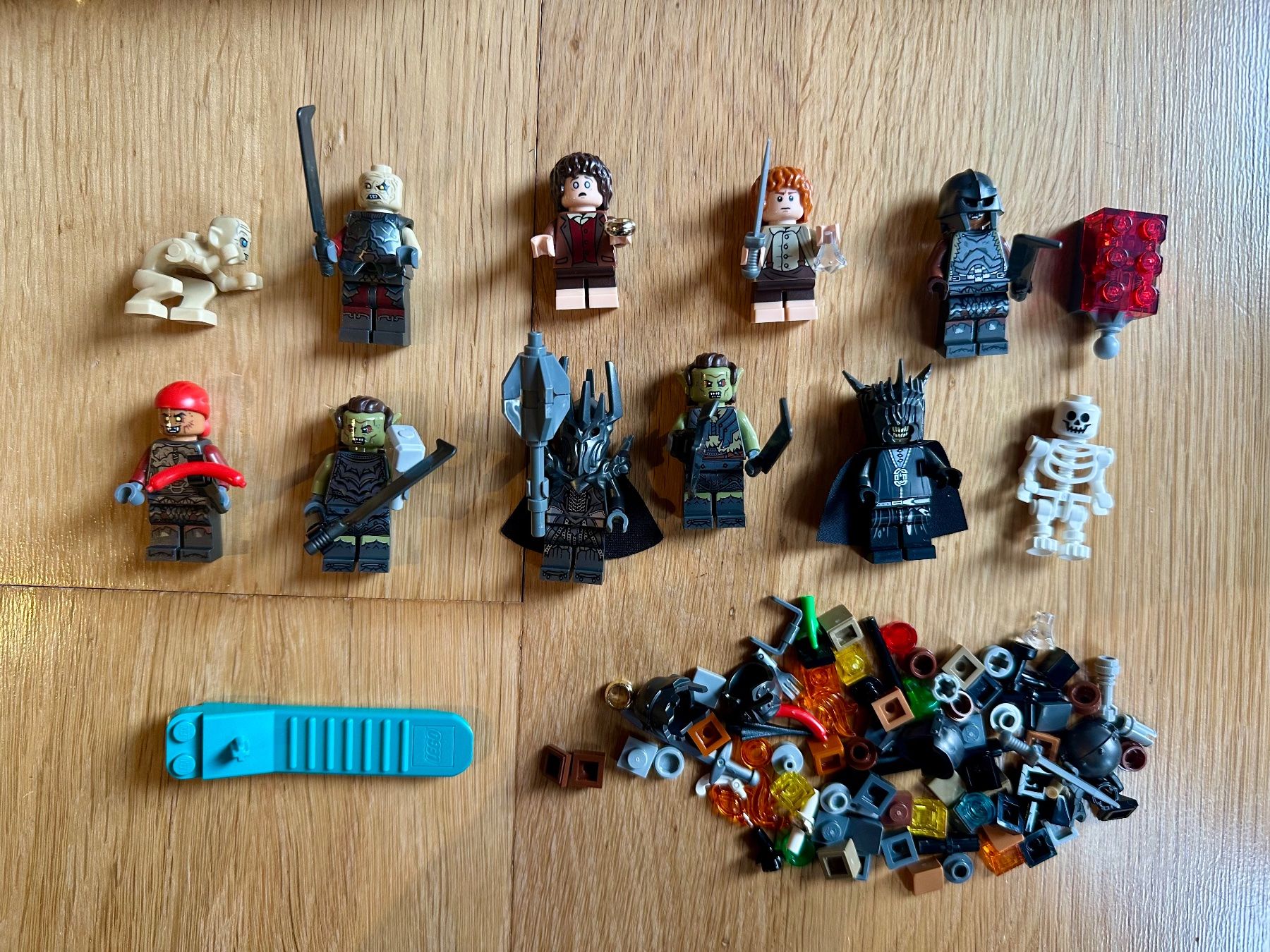 Lego Lord of the Rings 10333 Barad-dûr 100% complet ab CHF 1 (Gebraucht ...