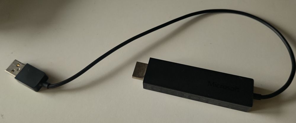 Microsoft 1628 wireless display adapter (Gebraucht) in COTTENS VD für ...