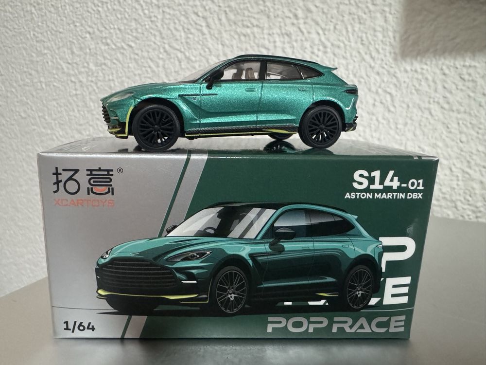 Pop Race 1:64 Aston Martin DBX (Neu und originalverpackt) in Knutwil ...