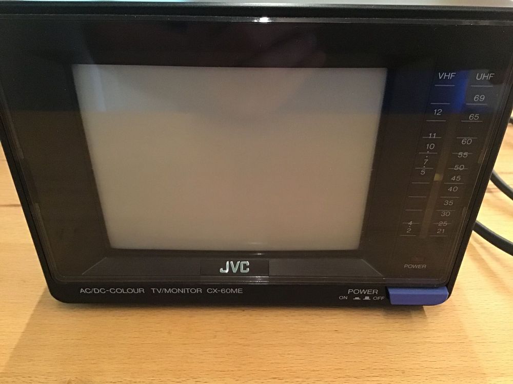JVC - TV Monitor mit Radio aus den 80 - er Jahren | Kaufen auf Ricardo