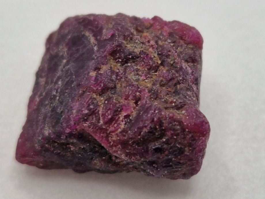 Rubin roh 26.1ct. (Neu und originalverpackt) in für CHF 9.5 – mit ...