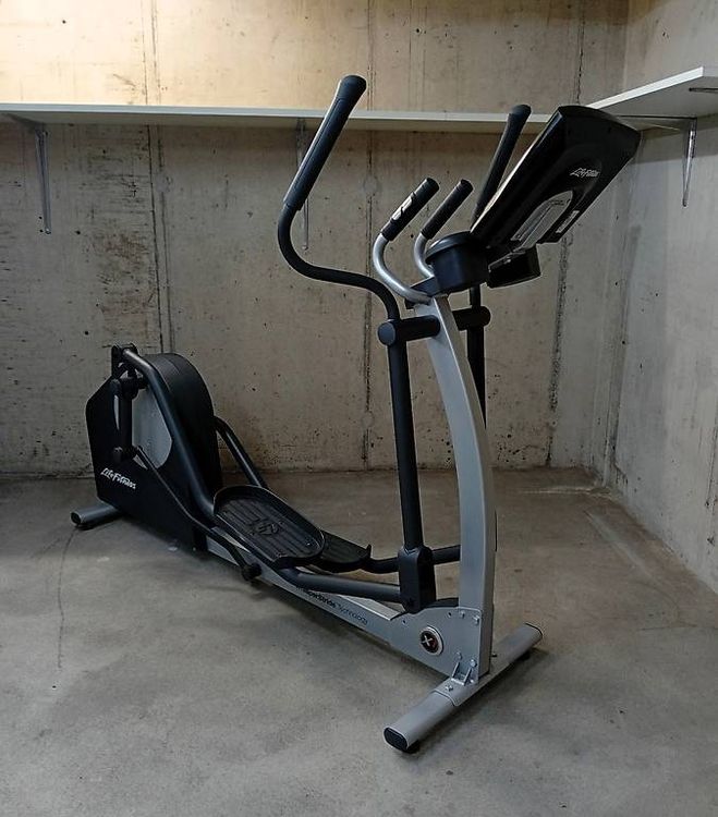 Life Fitness X1 Crosstrainer Perfekter Zustand, nur 14 h (Gebraucht) in ...