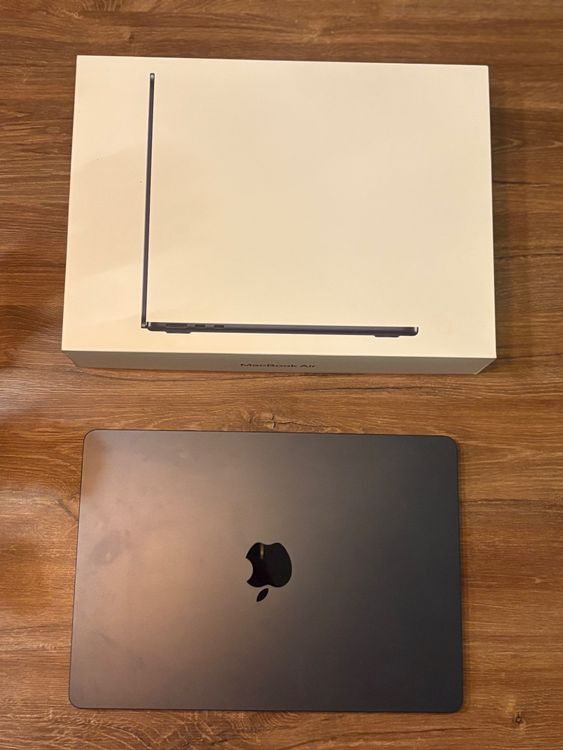 MacBook Air 24 M3 8GB RAM 512GB | Kaufen auf Ricardo