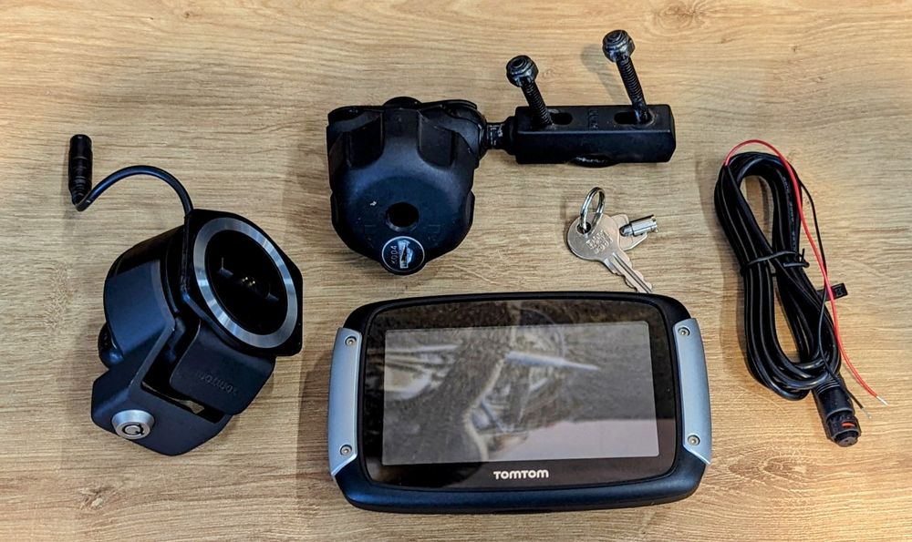 TOM TOM RIDER 400 MIT ZUBEHÖR (Gebraucht) in Rafz für CHF 55 – mit ...