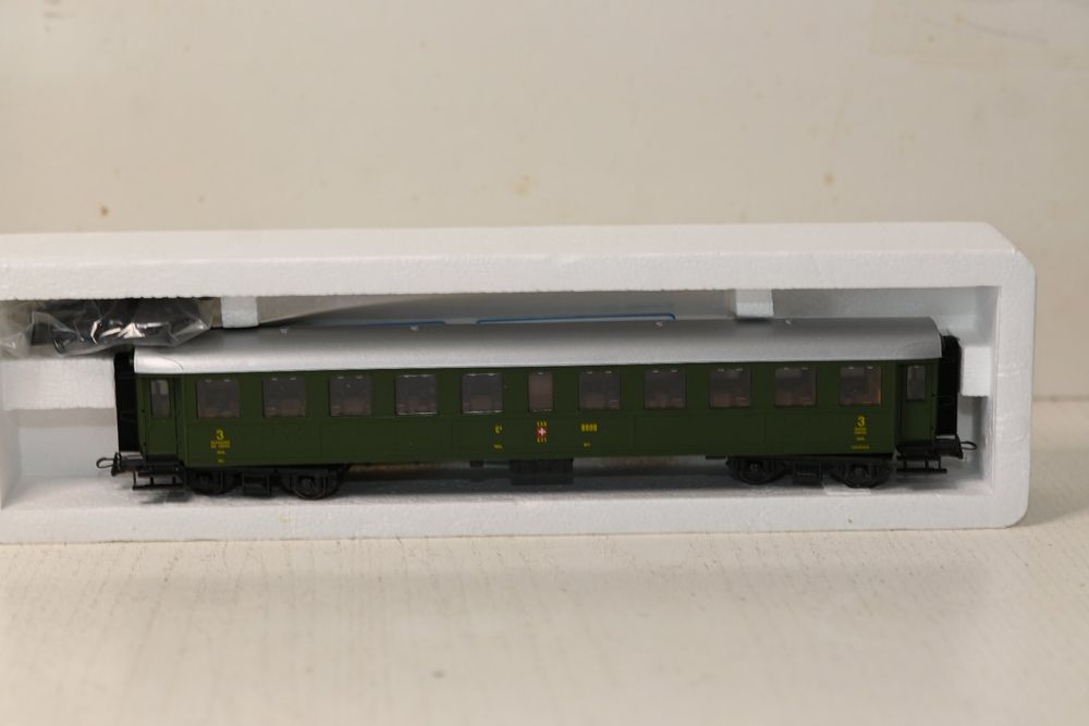 SBB Personenwagen 3Kl. Roco H0/DC mit OVP (Gebraucht) in Laupen ZH für ...