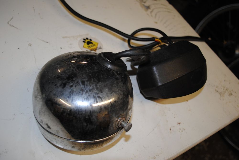 Cockpit Tacho Lampe Scheinwerfer CEV Mofa Töffli Sachs Puch (Gebraucht) in Subingen für CHF 99. ...