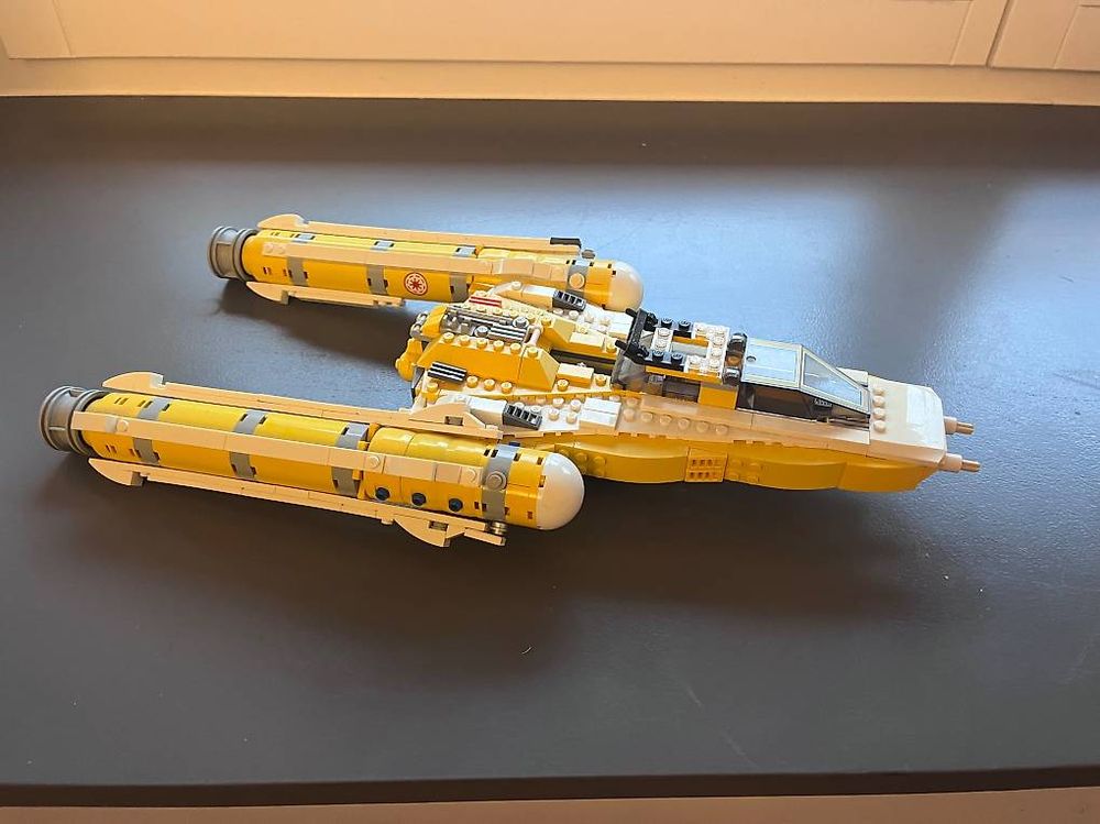 Lego Star Wars Y-Fighter (Gebraucht) in Zürich für CHF 10 – nur ...