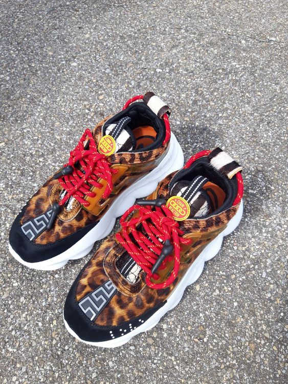 Mehrfarbige Versace Chain Reaction Ledersneaker mit Leoparde (Gebraucht ...