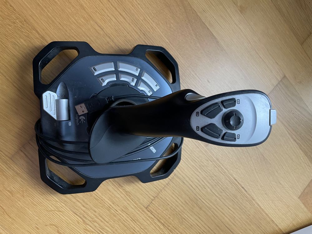 Logitech force 3D pro (Gebraucht) in Amriswil für CHF 9 – mit Lieferung ...