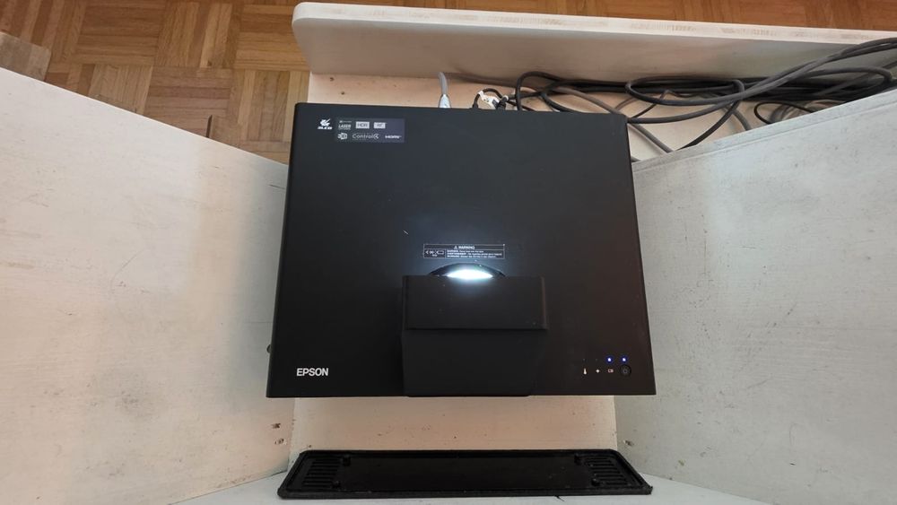epson beamer (Gebraucht) in Winterthur für CHF 1500 – nur Abholung auf ...