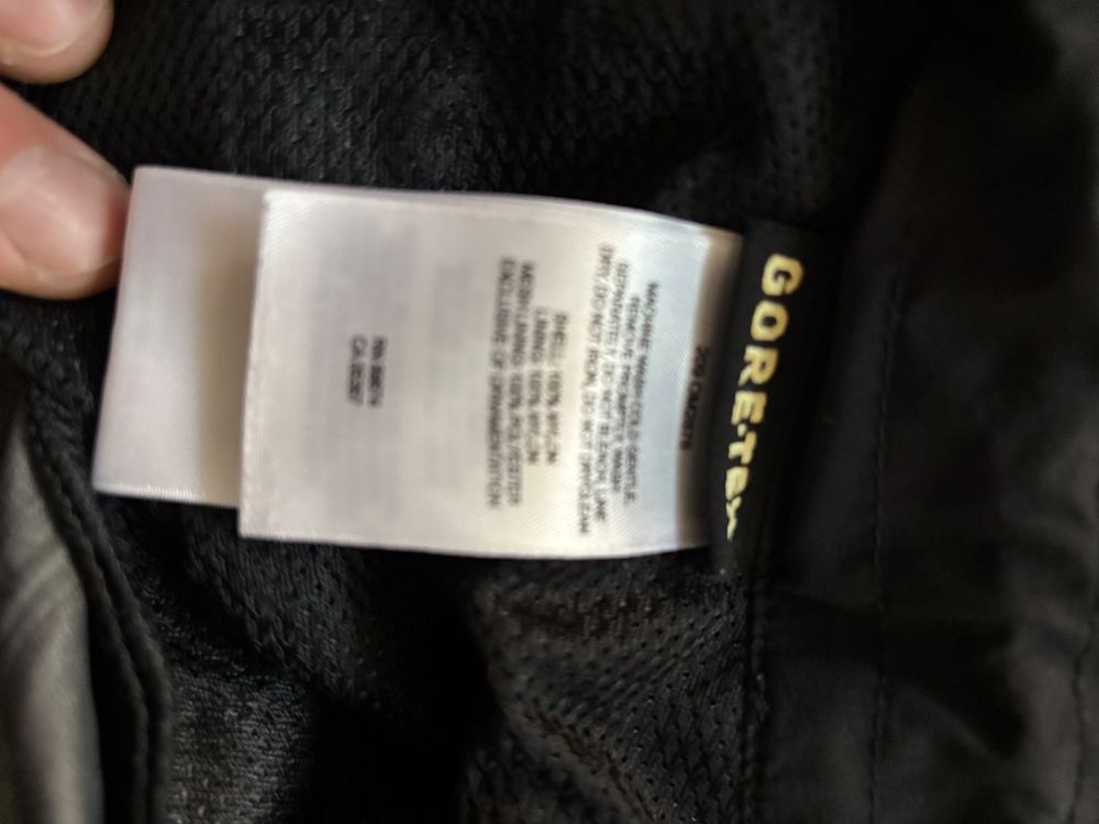 Mountain Hardwear Gore-Tex Pro Shell Hose Herren L – Hochtou (Gebraucht ...