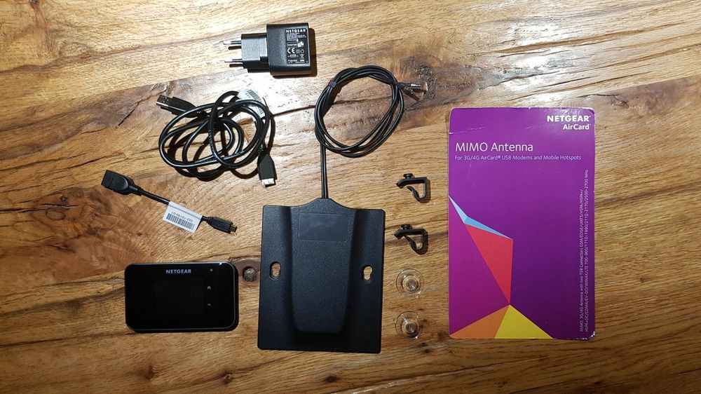 Netgear AirCard 810 mit ext. Netgear MIMO Antenne (Gebraucht) in ...