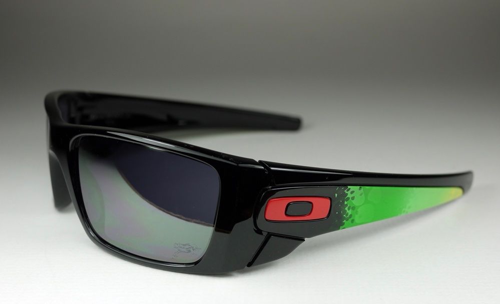 OAKLEY FUEL CELL - Jupiter Camo black / black Sonnenbrille | Kaufen auf ...