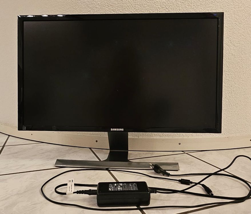 Monitor | Kaufen auf Ricardo