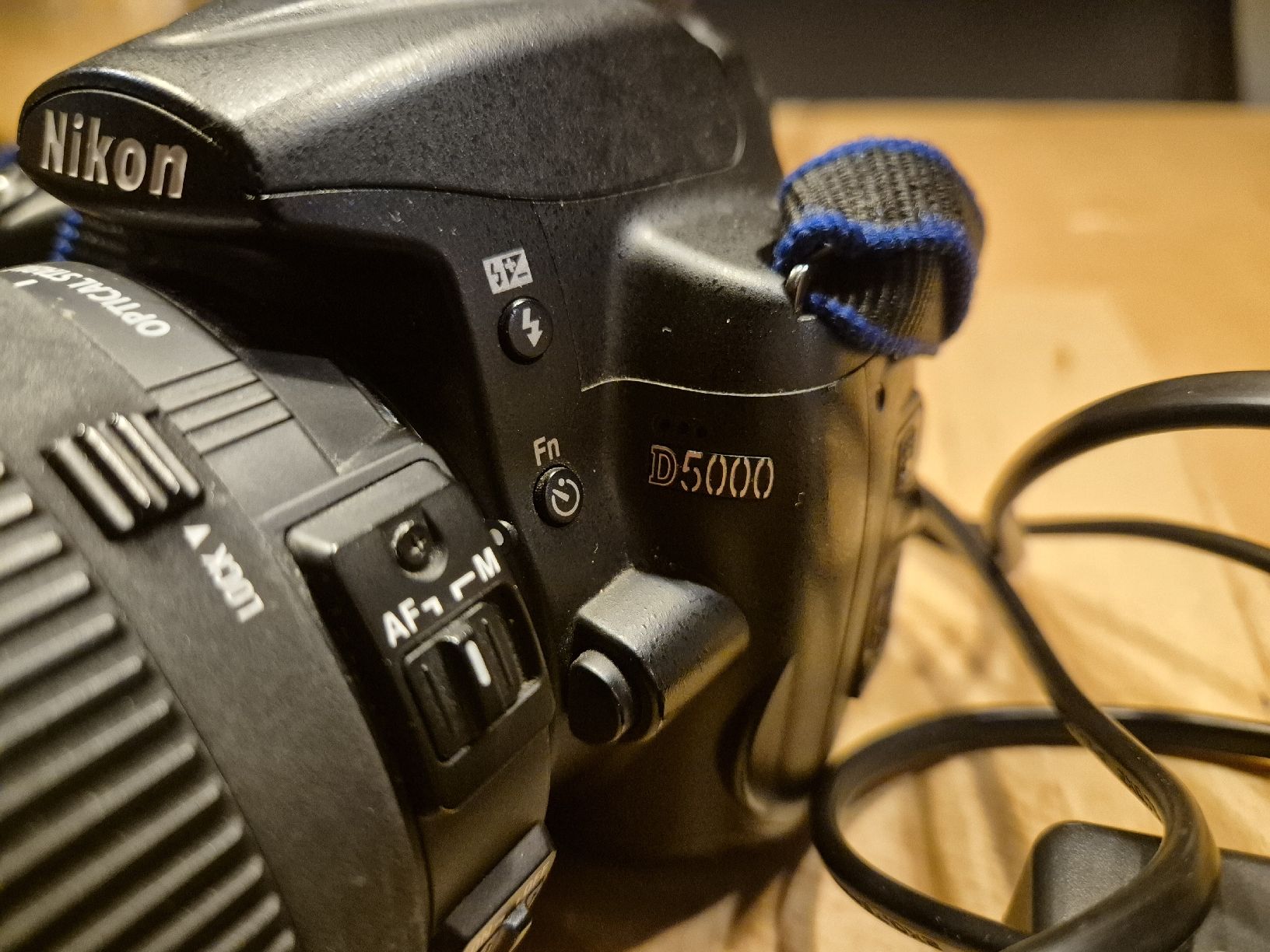 Nikon D5000 Spiegelreflexkamera mit Sigma Objektiv 18-200mm (Gebraucht ...