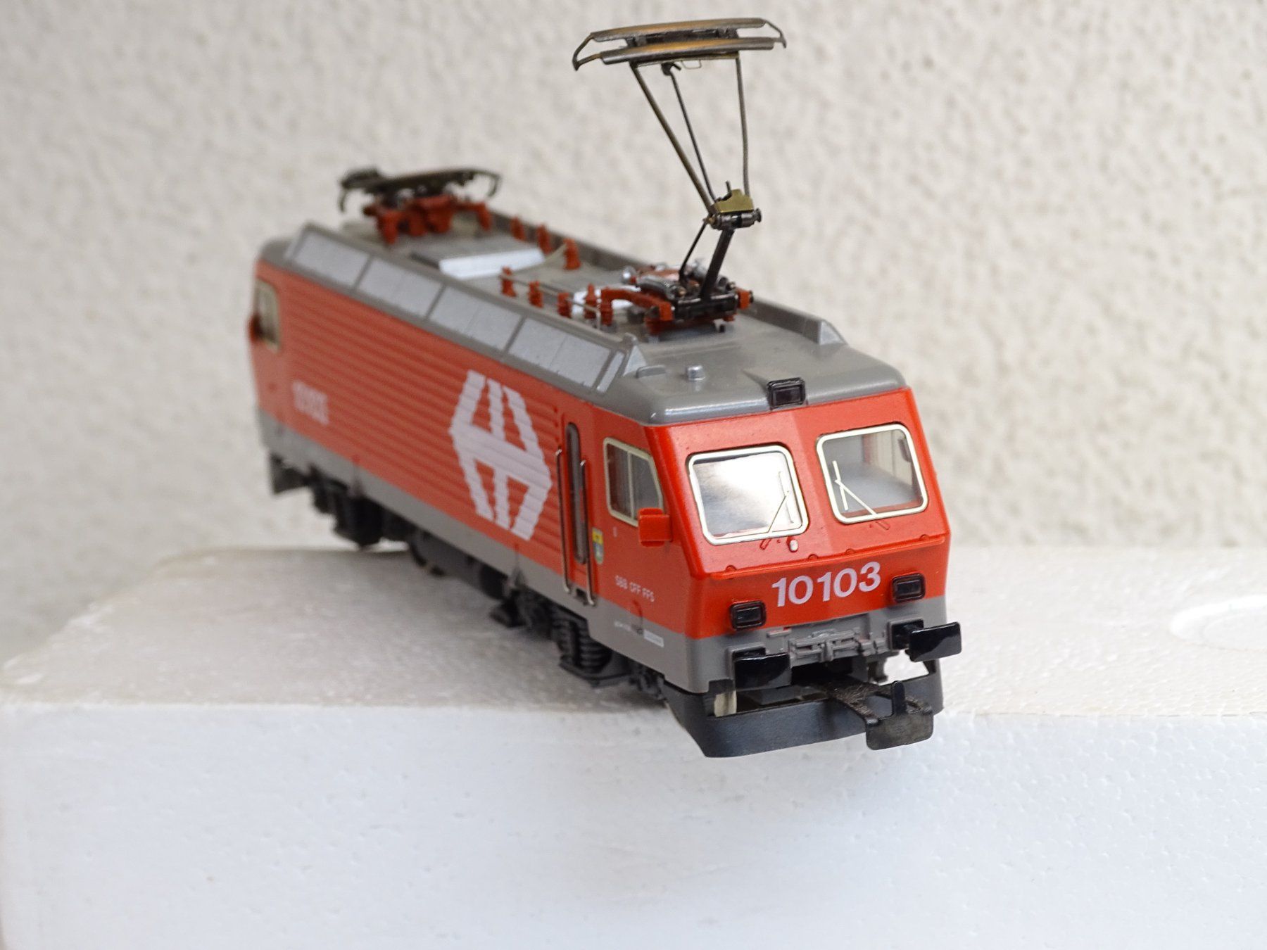 Märklin 3328 Re4/4 SBB/CFF/FFS 10103 Rot, H0,WS/AC (Gebraucht) in ...
