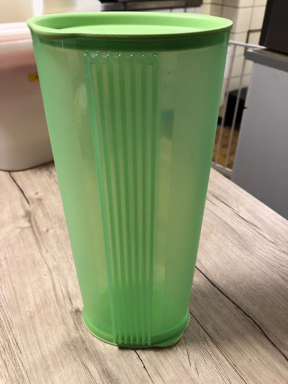 Tupperware Spaghetti-Tupper (Gebraucht) in Wattwil für CHF 1 – mit ...