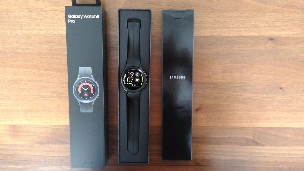 Galaxy Watch5 Pro, 45mm, Black Titanium (SM-R920) | Kaufen auf Ricardo