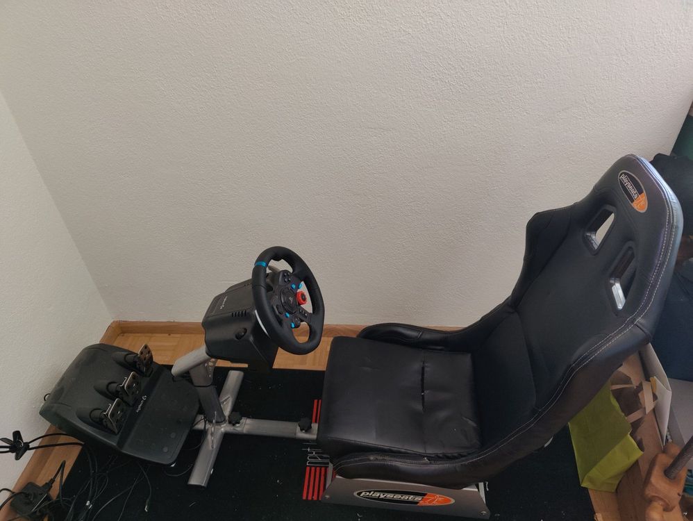 Logitech G29 Lenkrad inkl. Playseat | Kaufen auf Ricardo