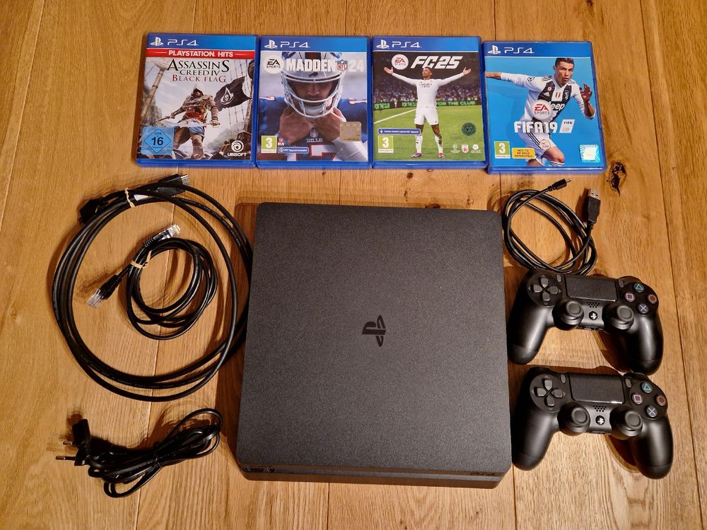 Playstation 4 Slim mit 2 Controller und 4 Games (Gebraucht) in Chur für ...