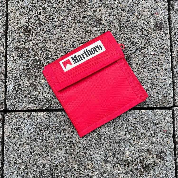Vintage Marlboro Wallet (Gebraucht) in Bern für CHF 9 – mit Lieferung ...