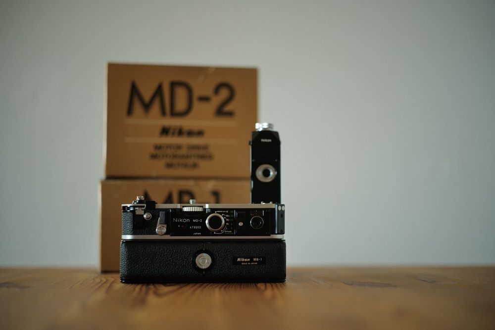 Nikon MD-2 Motorantrieb mit MB-1 Batteriefach (Gebraucht) in Zürich für CHF 231 – mit Lieferung ...