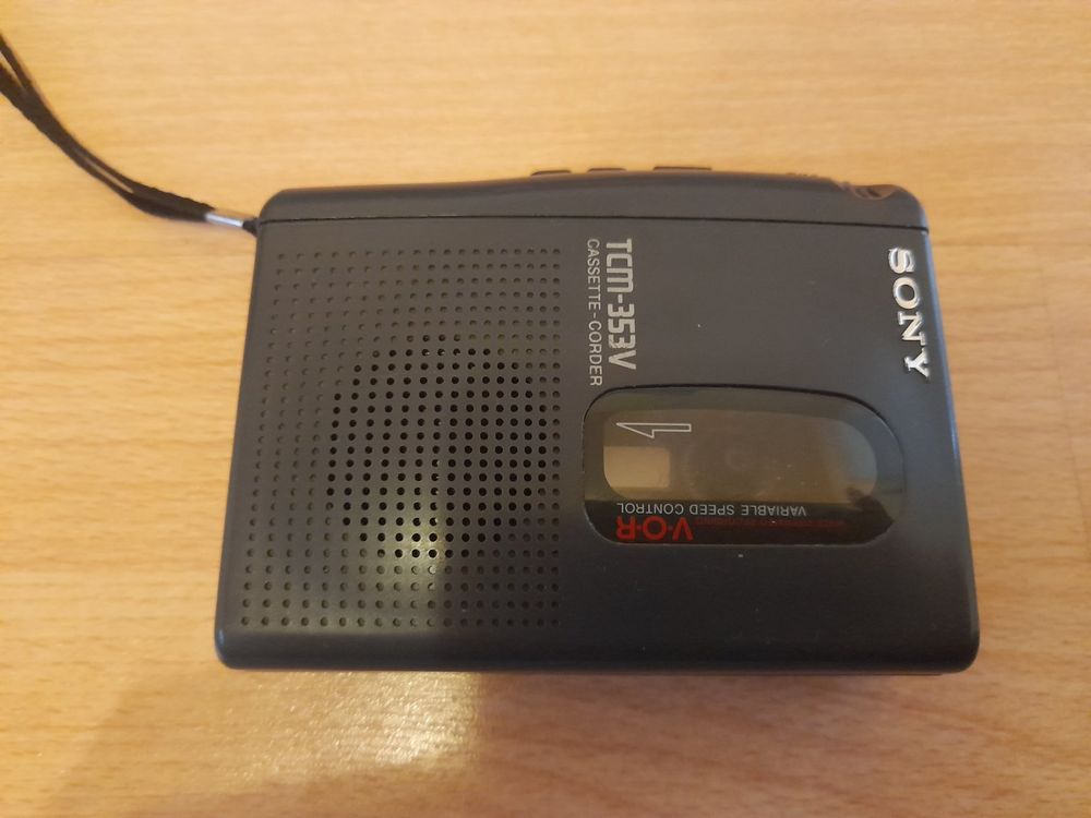 Sony TCM-353V Walkman (Defekt) in Lustmühle für CHF 4.1 – mit Lieferung ...