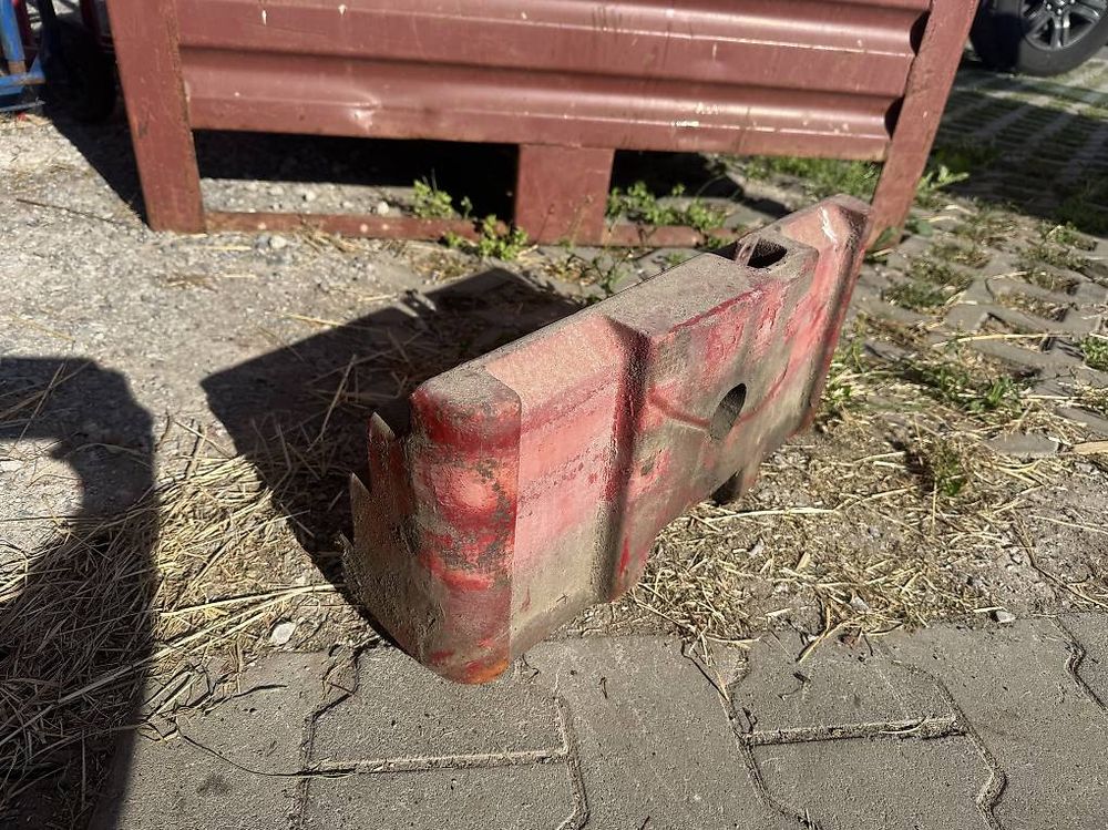 Frontgewicht für IHC Mc Cormick D-Serie (Gebraucht) in Neukirch(Egnach ...