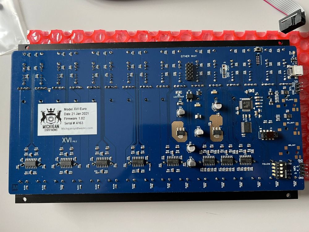 Michigan Synth Works XVI Euro 16 Chan Fader Bank (Eurorack) (Gebraucht ...