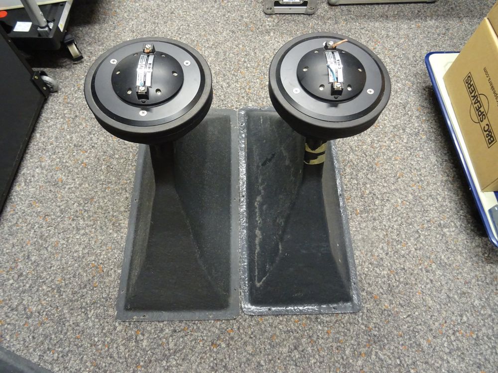 2x Horn EV HP640 EV DH1A 3 Zoll Treiber (Gebraucht) in Binningen für ...