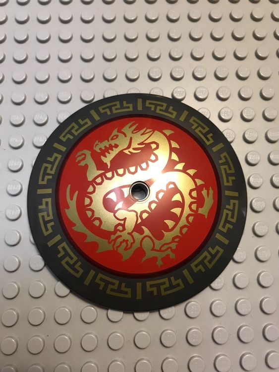 Lego 1x Scheibe 9x9 mit goldigen Drachen (Neu (gemäss Beschreibung)) in ...