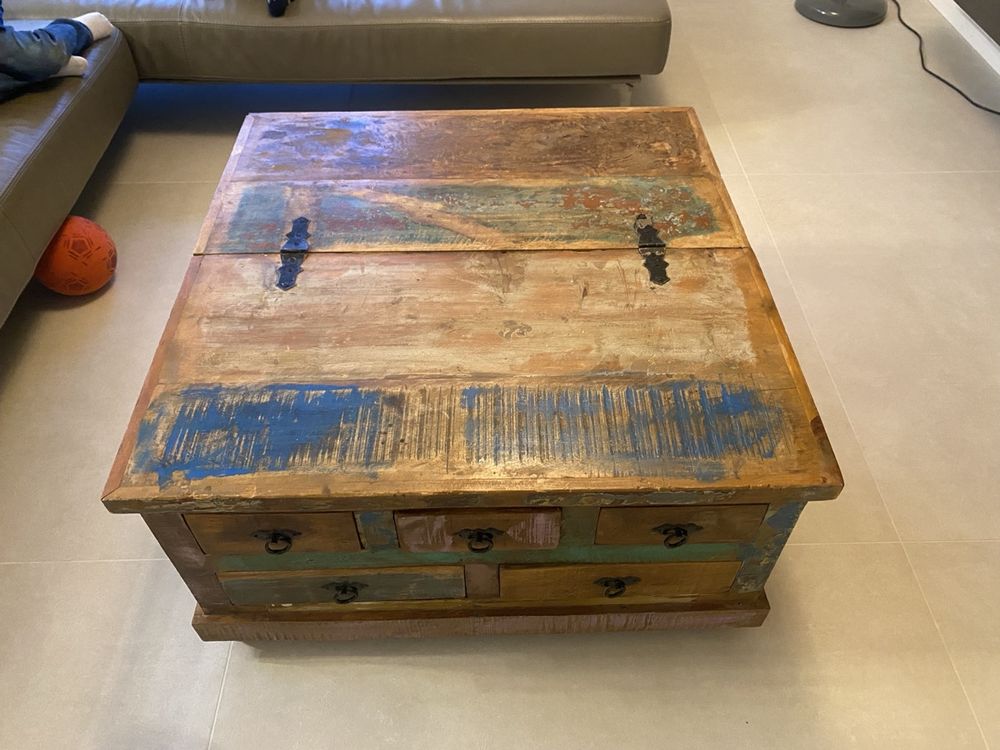 Wunderschöner Vintage Holz Couchtisch (Gebraucht) in Buch am Irchel für CHF 180 – nur Abholung ...