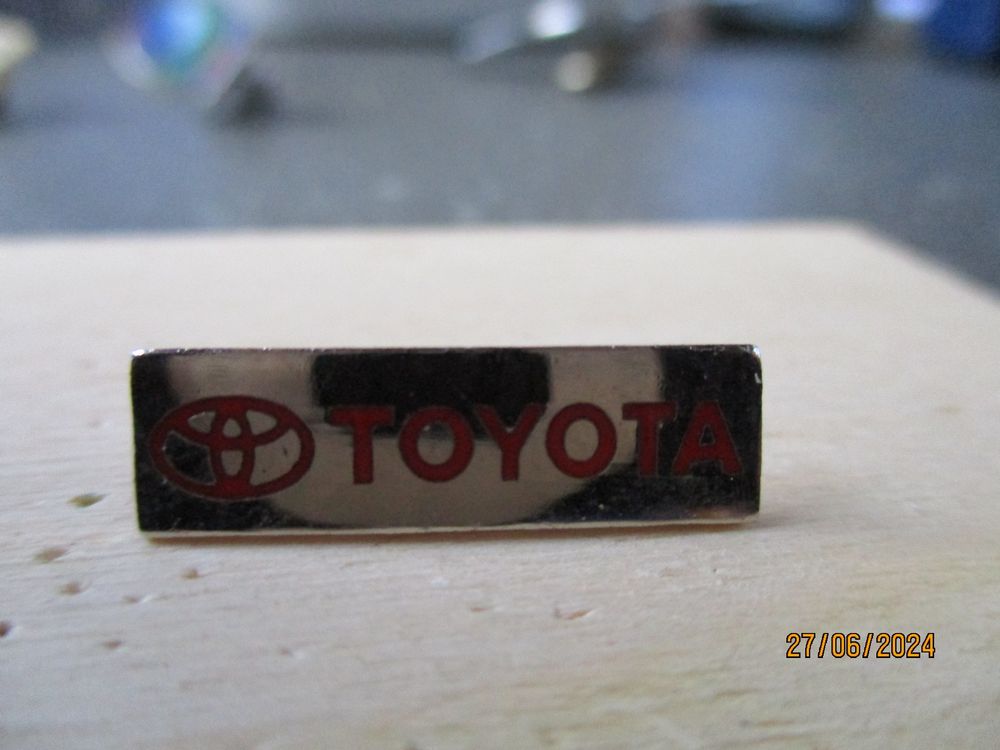 Toyota Logo Pin | Kaufen auf Ricardo