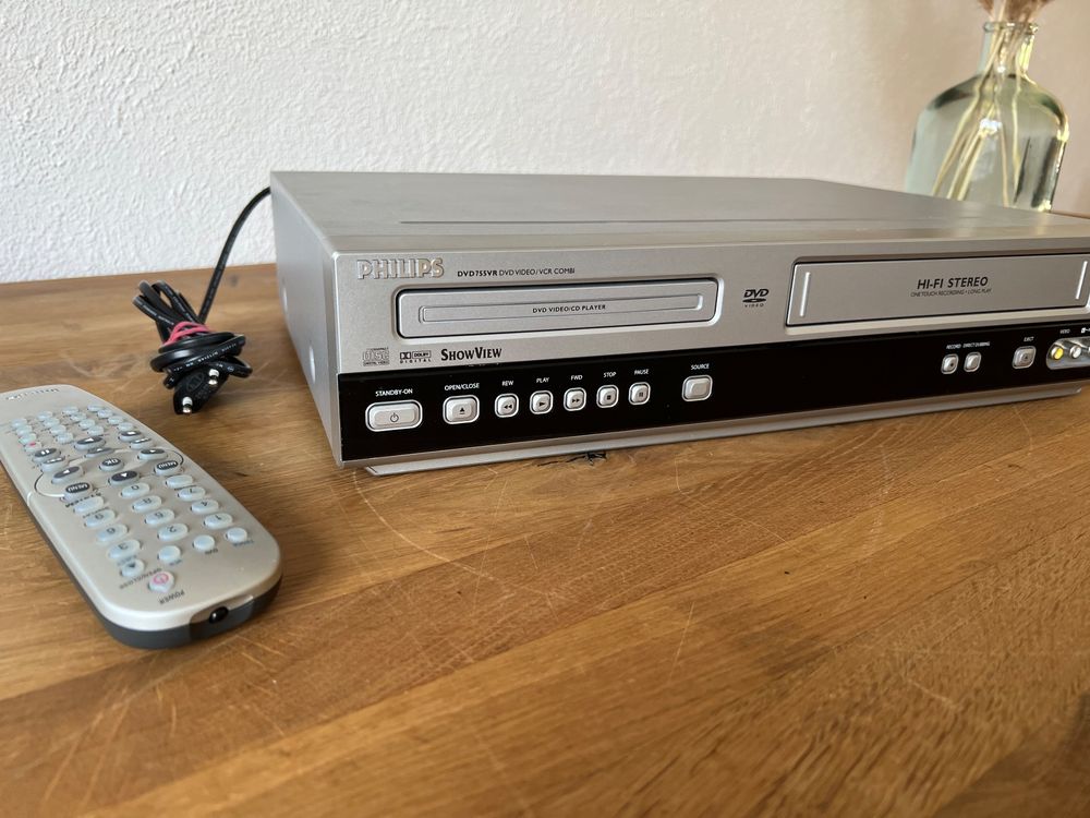 Philips DVD7SSVR DVDVIDEO/ VcR COMPI (Gebraucht) in Frauenfeld für CHF ...
