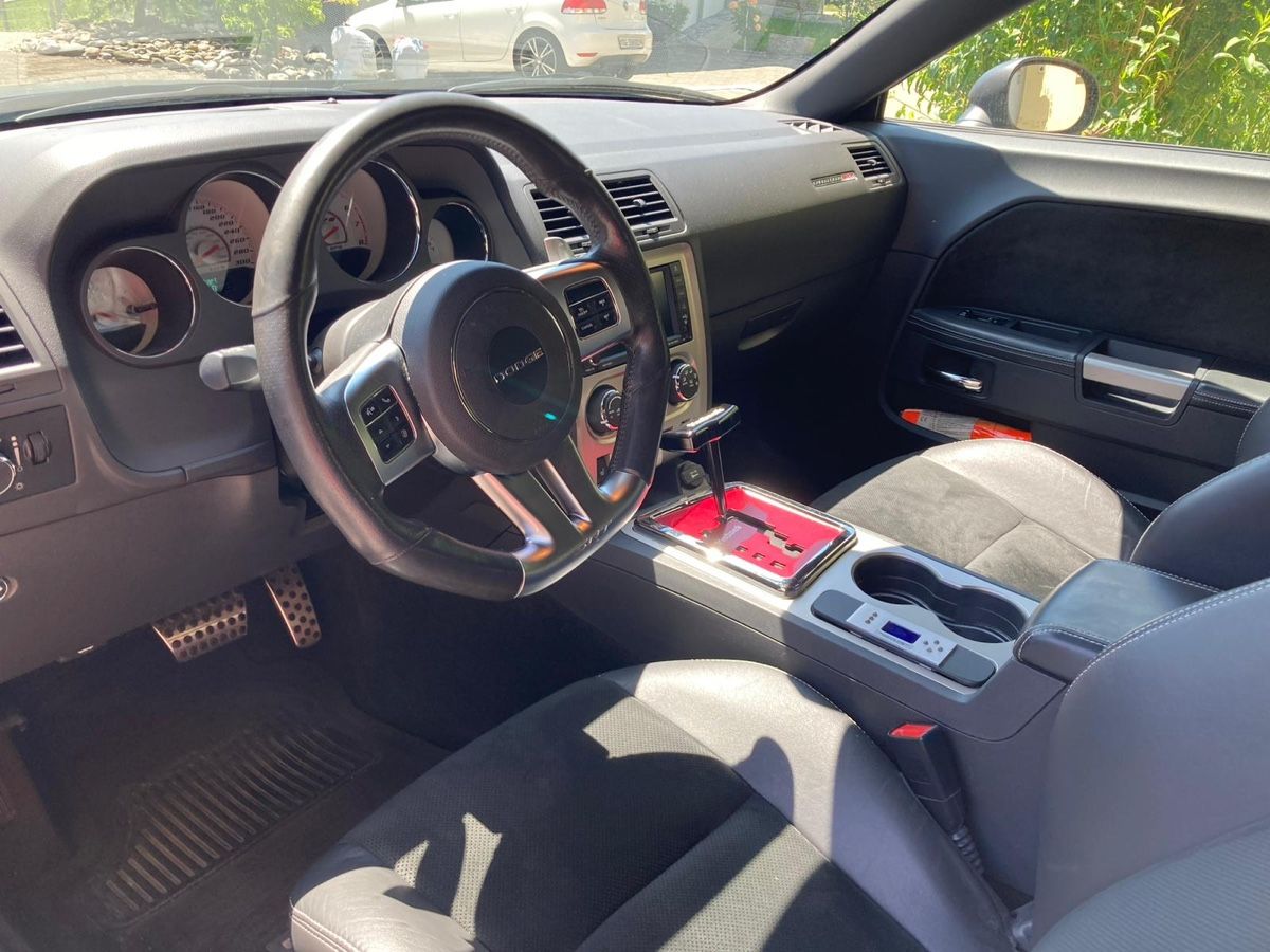 Dodge Challenger SRT Bj 2012 (Gebraucht) in Ernetschwil für CHF 42000 ...