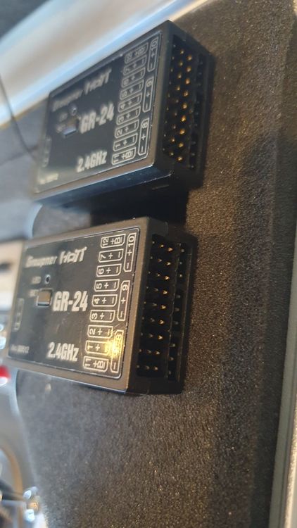 Graupner MC 20 HoTT Fernsteuerung mit 2 Empfänger | Kaufen auf Ricardo